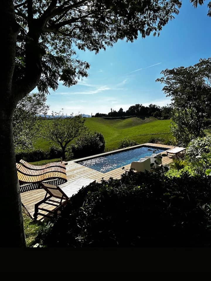 Maison Basque Avec Piscine Superbe Vue - Espelette