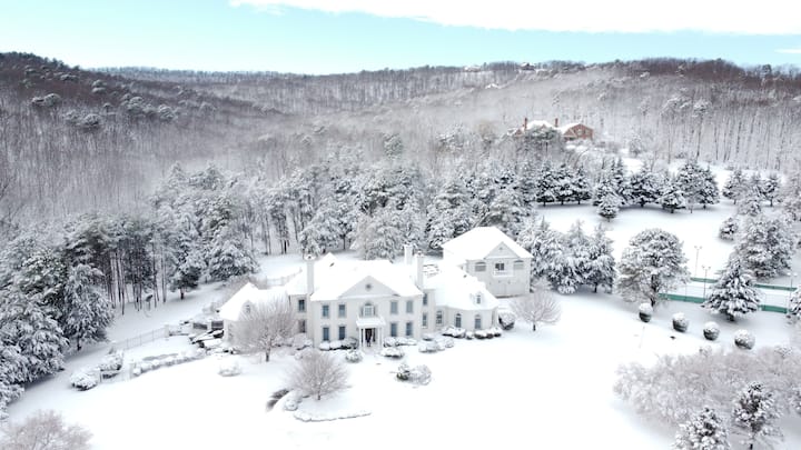 Harmony Hall At The Grange - Marshall, VA