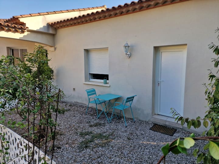 Le Studio D'enara – Indépendant & Espace Extérieur - Juvignac