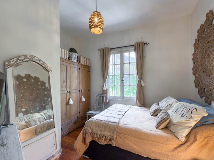 Live Montevideo In Pocitos House - Montevideo