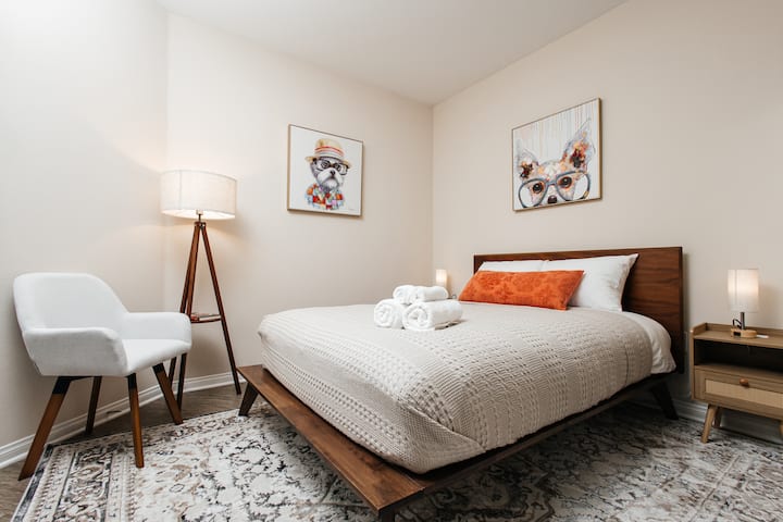 Amazing Apartment Near By The Grove - Beverly Hills, CA