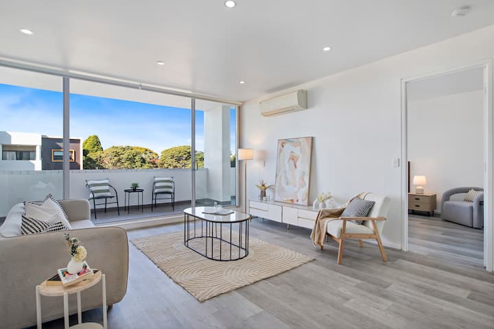 Warm And Cozy Home In Strathfield - 史卓菲