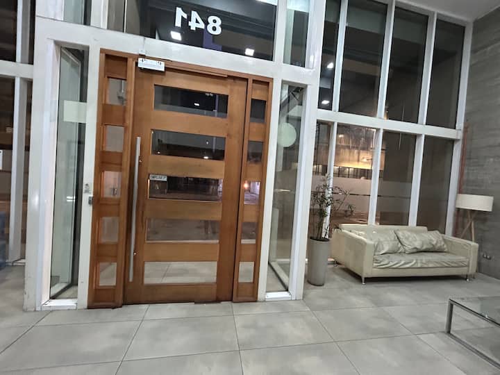 Depto Full Equipado, A 2 Cuadras Metro Santa Ana - Independencia