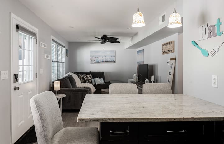 Seagull's Hideaway-towels & Linens, Washer & Dryer - Sunset Beach, NJ