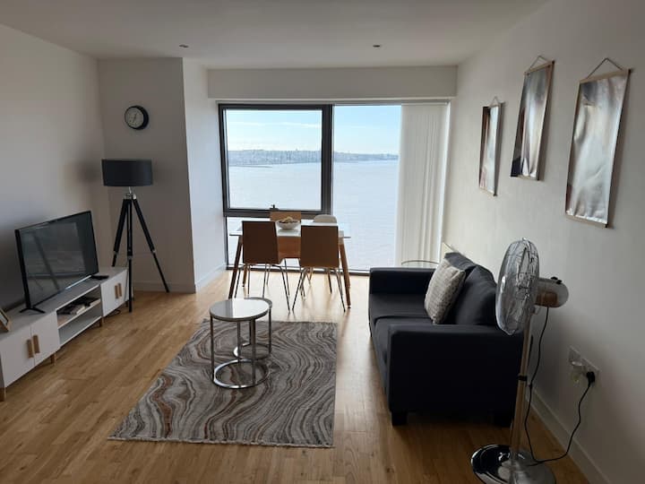 Stylish 2br By Princess Docks & Close To City - Birkenhead