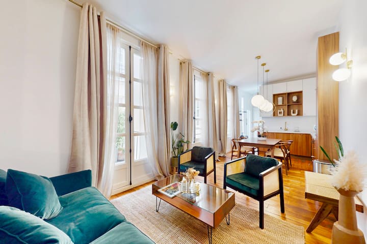 Chic Architect-designed Apt In The Center Of Paris - Rue de Rivoli