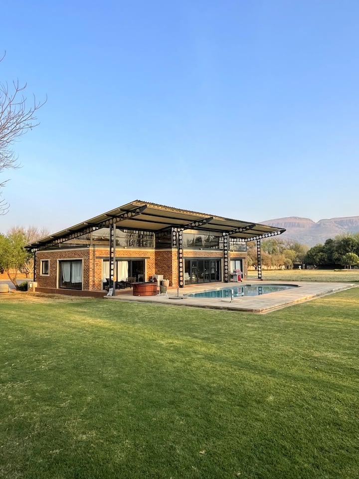 Harties Escape • Hot Tub & Magalies Sunsets - Hartbeespoort