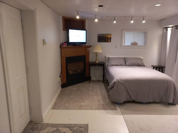 Basement Bedroom And Half Bathroom - Fergus