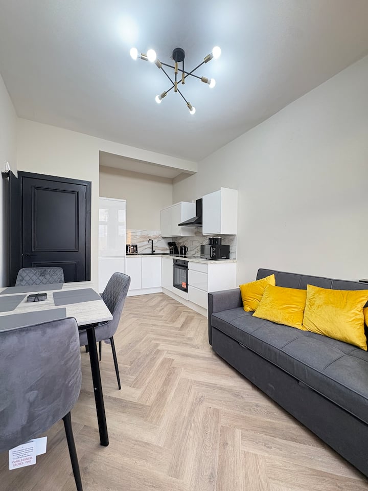 3br West End Flat W Free Parking - Glasgow