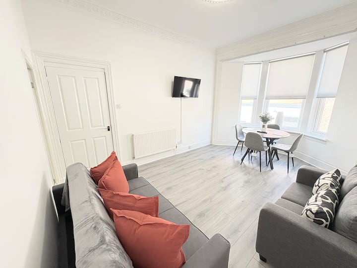 2 Bed Gla Green, Free Parking, Walking Dist Centre - Glasgow