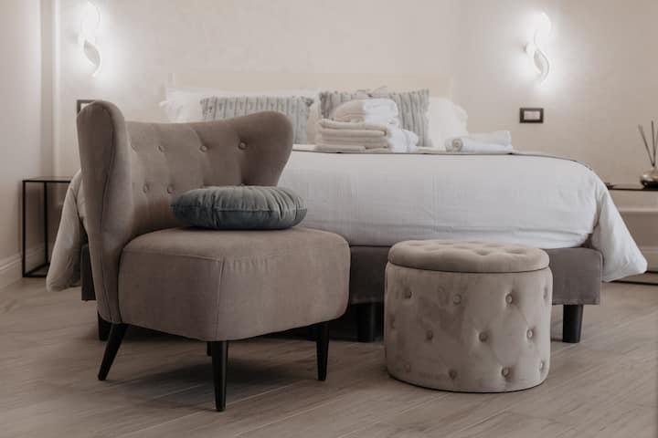 Monolocale Elegante A Pochi Passi Dall'ospedale - Vercelli