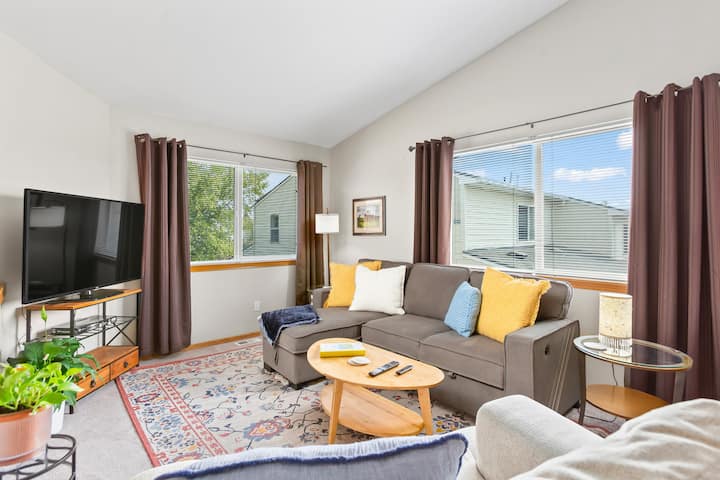 Convenient & Quiet Single-level Townhome W/ Patio - Pullman, WA