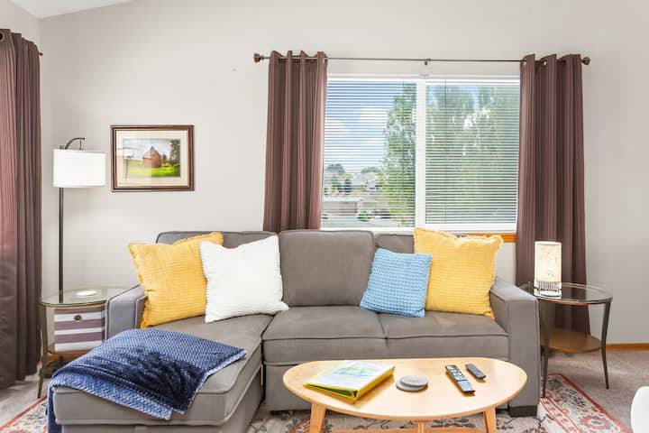 Convenient & Quiet 2br/2ba Single-level W/ Patio! - Pullman, WA