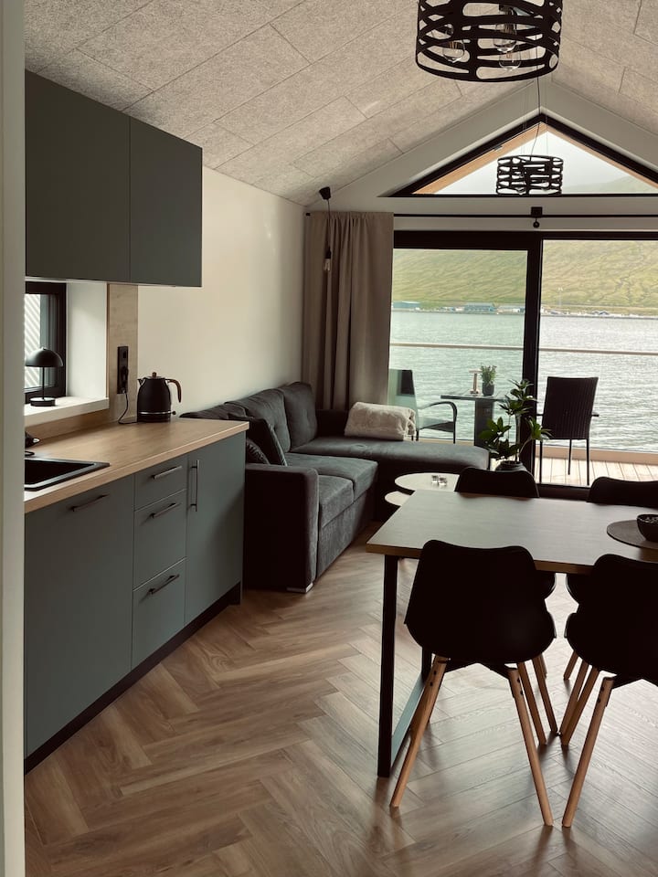 Modern Exclusive Cabin With Sea View - Faroe Islands