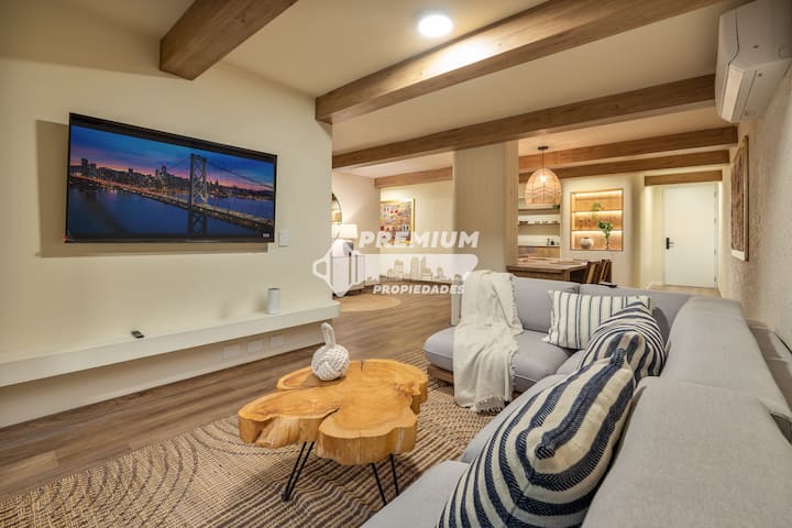 Mediterranean-inspired Apto. In Heart Of Provenza - Medellín