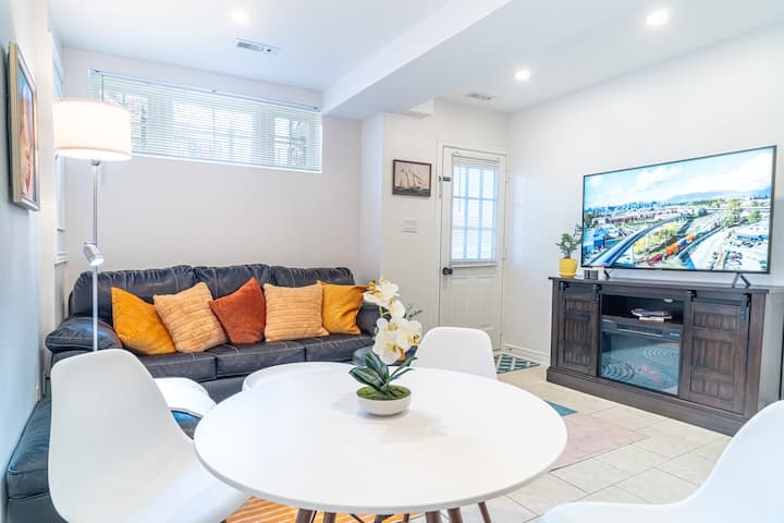 600 Sq Ft. 1br - Wfh Setup, Dining, 24h Transit - Mississauga
