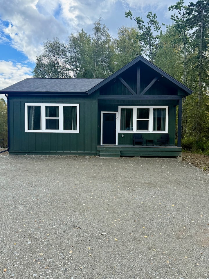 Cozy Cottage-c Near Hatcher Pass - Alaska