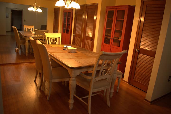 A Fabulous House Ready For You! - 勞頓