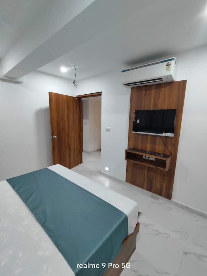 Deluxe Bed Room - Ahmedabad