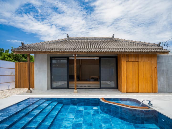 Opensale！琉球の隠れ家で滞在する非日常の1日/プライベートプール/最大6名 - Okinawa