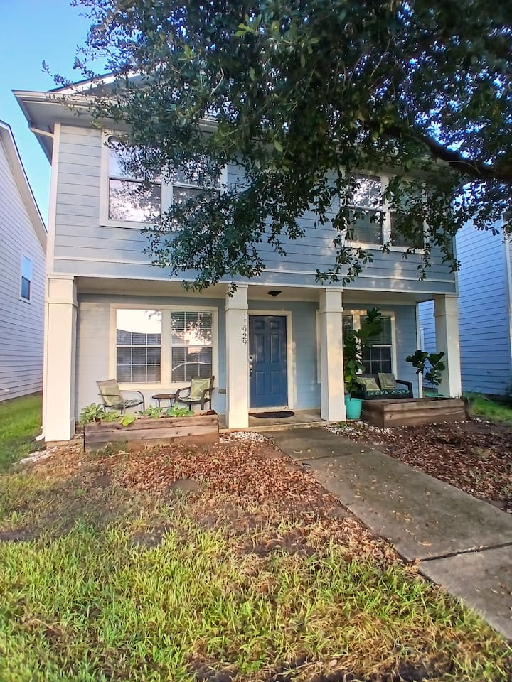 The Blue House - Houston, TX