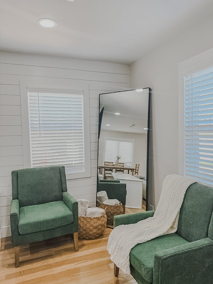 Lunavista Suite · 3b · 2bth - Westbury, NY