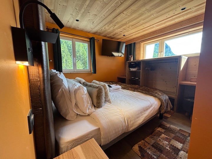 (N°25) Mad Max Ii, Suites & Apts - Morzine