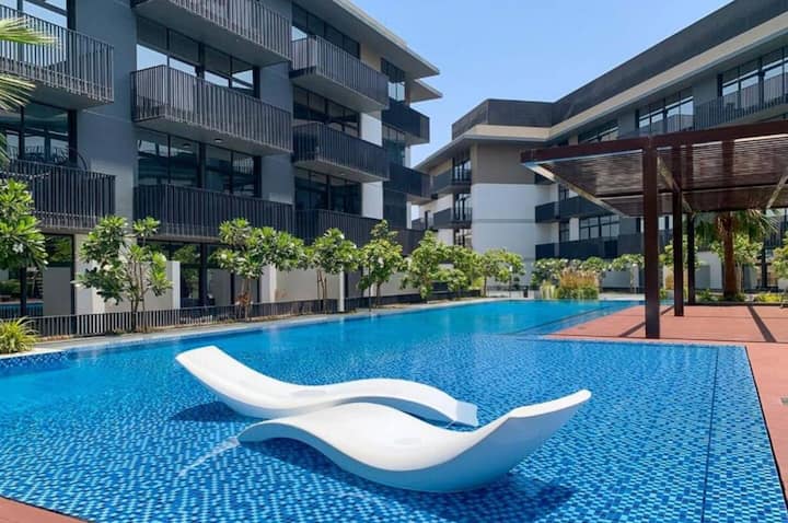 Stylish 1br Apartment | Modern Comfort In Jvc - Dubai