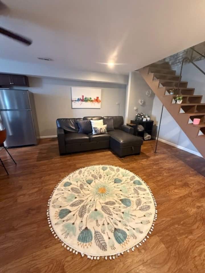 Cozy Loft 2br 1ba Old West End - Toledo, OH