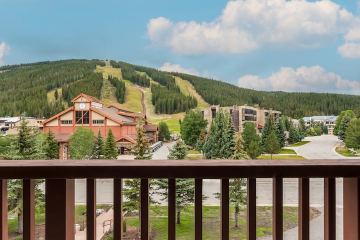 Small Town Feel Big Mountain Access - Copper Mountain, CO