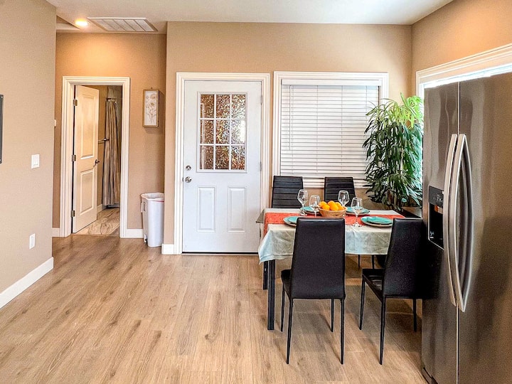 Modern Fremont 3br • Tesla • Bart • Long Stay Ok - Fremont, CA