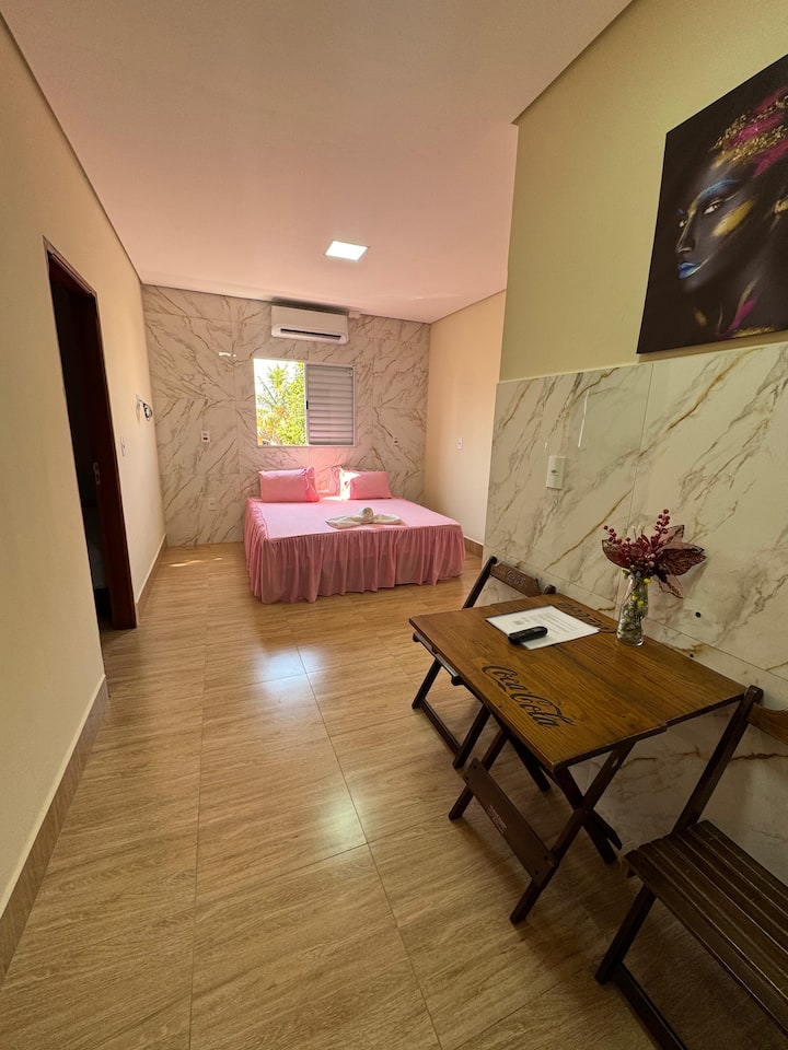 Suite P/6 Pessoas - 3min 3br/262 - Uberaba