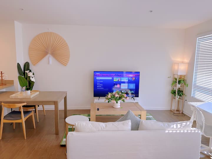 Irvine Studio｜ Cpw Parkplace Area Jamboree  Uci - Irvine, CA