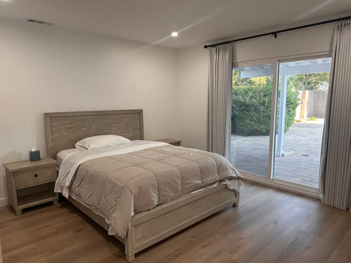 Nice Remodel Room In West Hills - Calabasas, CA