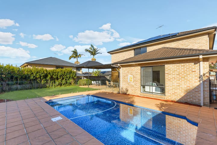 Family Retreat Castle Hill @Pool - Blacktown