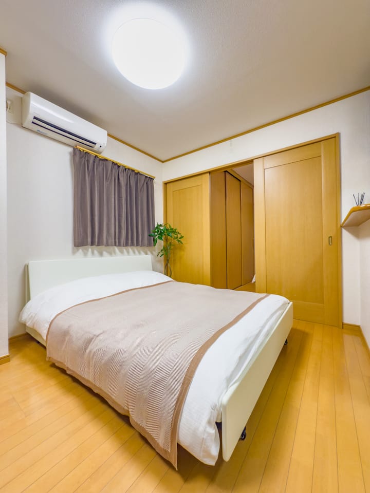 晴空塔｜押上站步行1分钟｜55㎡三床家庭房｜独立卫浴｜厨房｜生活用品家电齐全｜旅行生活交通购物全便利 - Tokyo