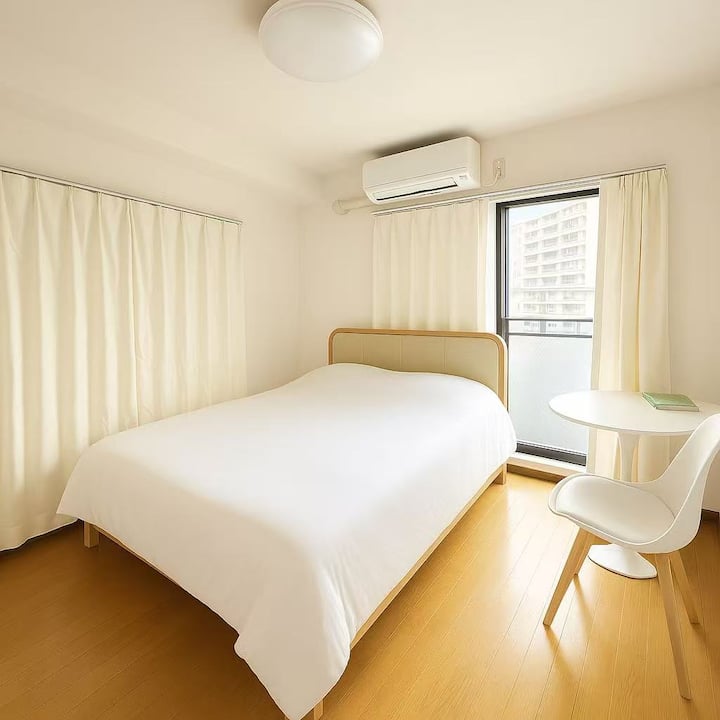 晴空塔｜押上站步行1分钟｜26㎡大床房带阳台电梯｜独立卫浴｜生活用品家电齐全｜旅行生活交通购物全便利 - Tokyo