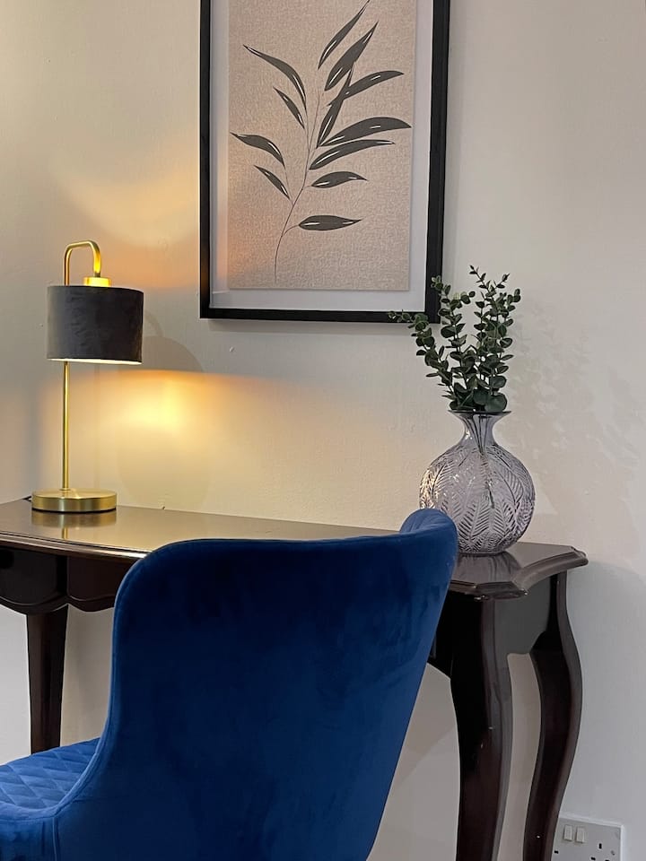 Cosy 1br + Sofa Bed | Sleeps 3 | Free Parking - Pudsey