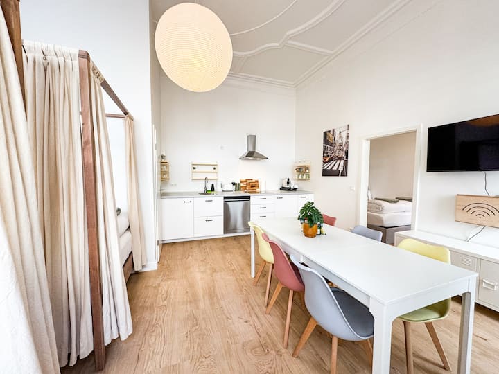 Great 2-room Apartment Palace Charlottenburg - Berlijn