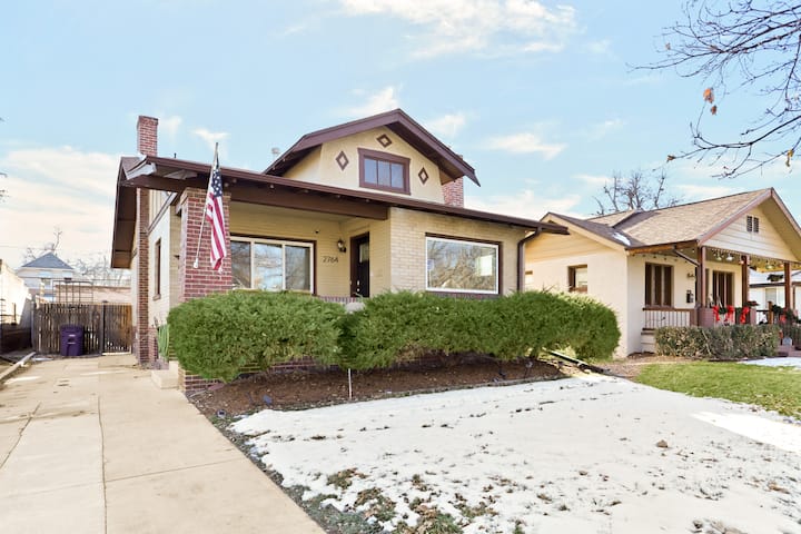 Executive Temp Rental, Sunnyside Modern Bungalow - Denver, CO