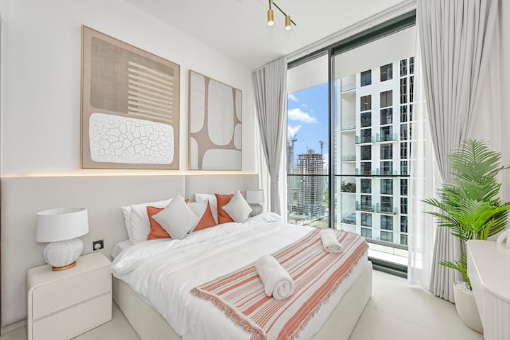 Chic 1br Apartment | Balcony & Views | Jvc Dubai - Dubai