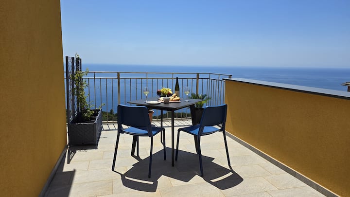 Grande Appartamento Luminoso Con Terrazza @5terre - Manarola