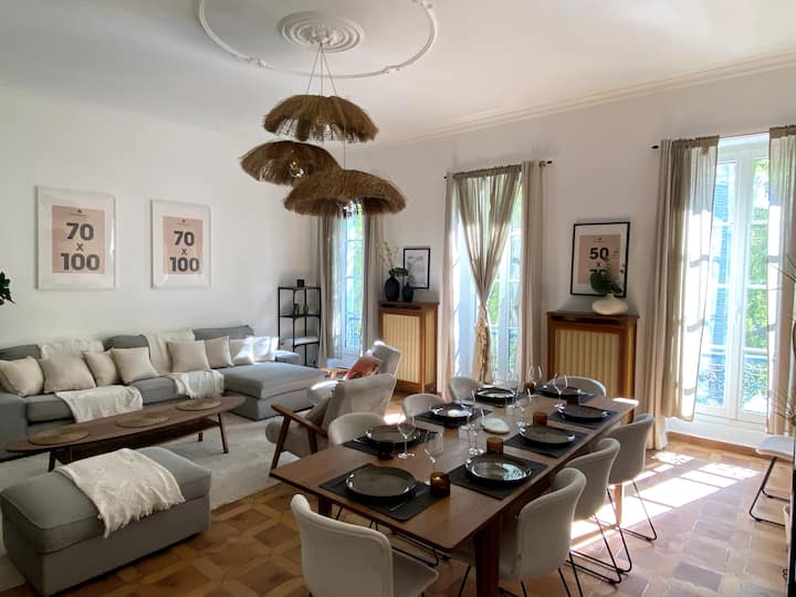 Spacieux 150m2 - 8 Pers. - Nîmes