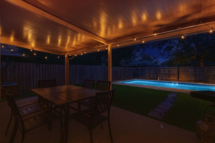 Pool | Smart Tv's | Grill | 1gb Wifi | King Bed - Montgomery, AL