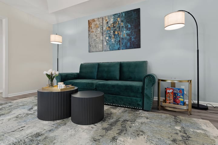 Pool | Smart Tv's | Grill | 1gb Wifi | King Bed - Montgomery, AL