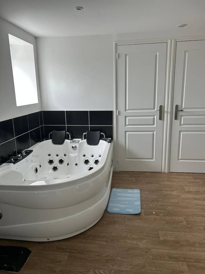 Studio Cosy Avec Balnéo #5 – Centre De Tourcoing - Roubaix