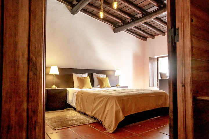 Casa Típica No Centro De Estremoz - Estremoz