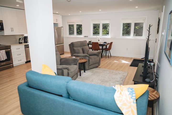 Forest Oasis • Serene Yard • Close To Amenities - Barrie