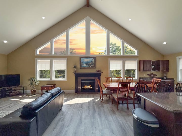 80-1 Locust Lane | Pool, Hot Tub, Views, Game Room - North Conway, NH