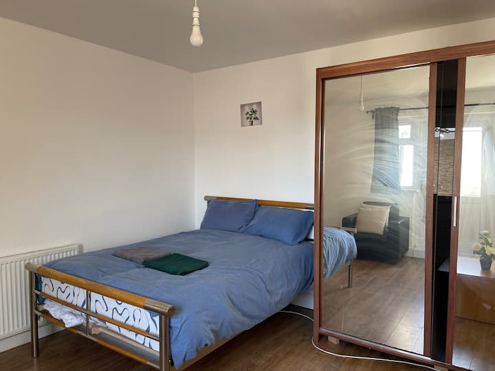 Kingsbury Service Accommodation - ロンドン
